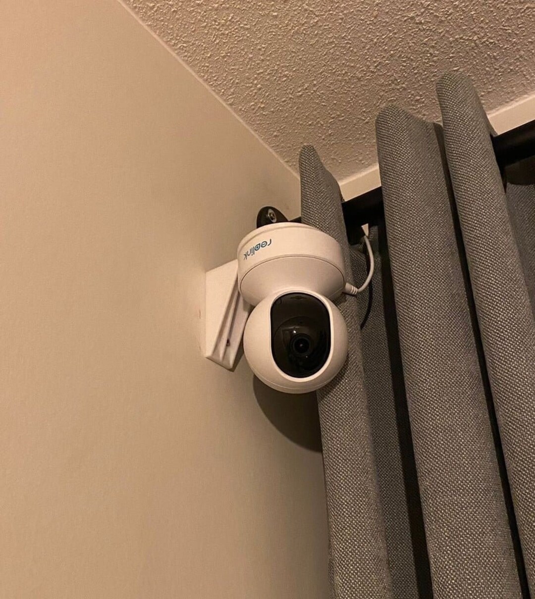 Reolink E1 Wall Mount 3D Printed - Etsy Australia