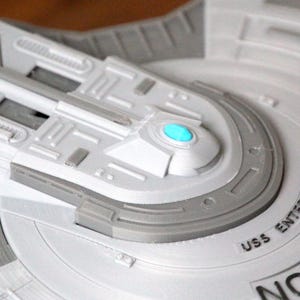21.5-inch Neo Constitution Class NCC-1701-G Enterprise (large) - 3D ...