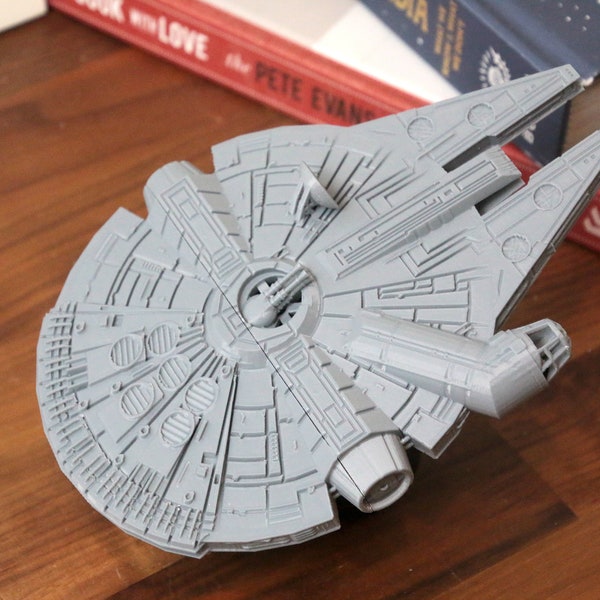 Millenium Falcon Print - Etsy