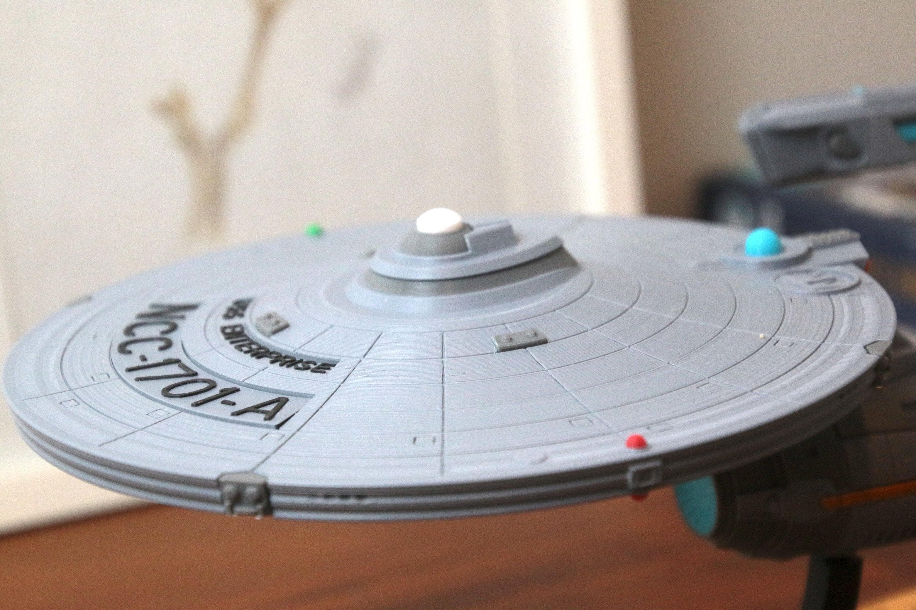 20-inch Constitution Refit NCC-1701-A Enterprise (large) - 3D Printed ...
