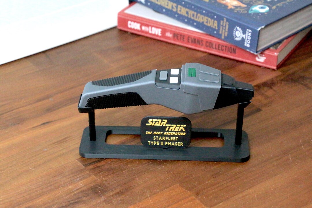 TNG Cobrahead Phaser With Stand the Next Generation Phaser 3D Printed ...