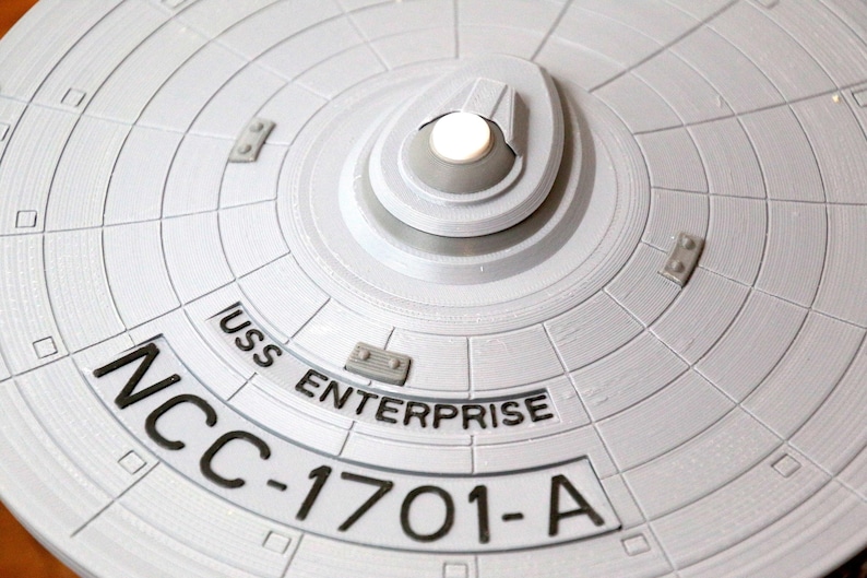 20-inch Constitution Refit NCC-1701-A Enterprise (large) - 3D Printed ...
