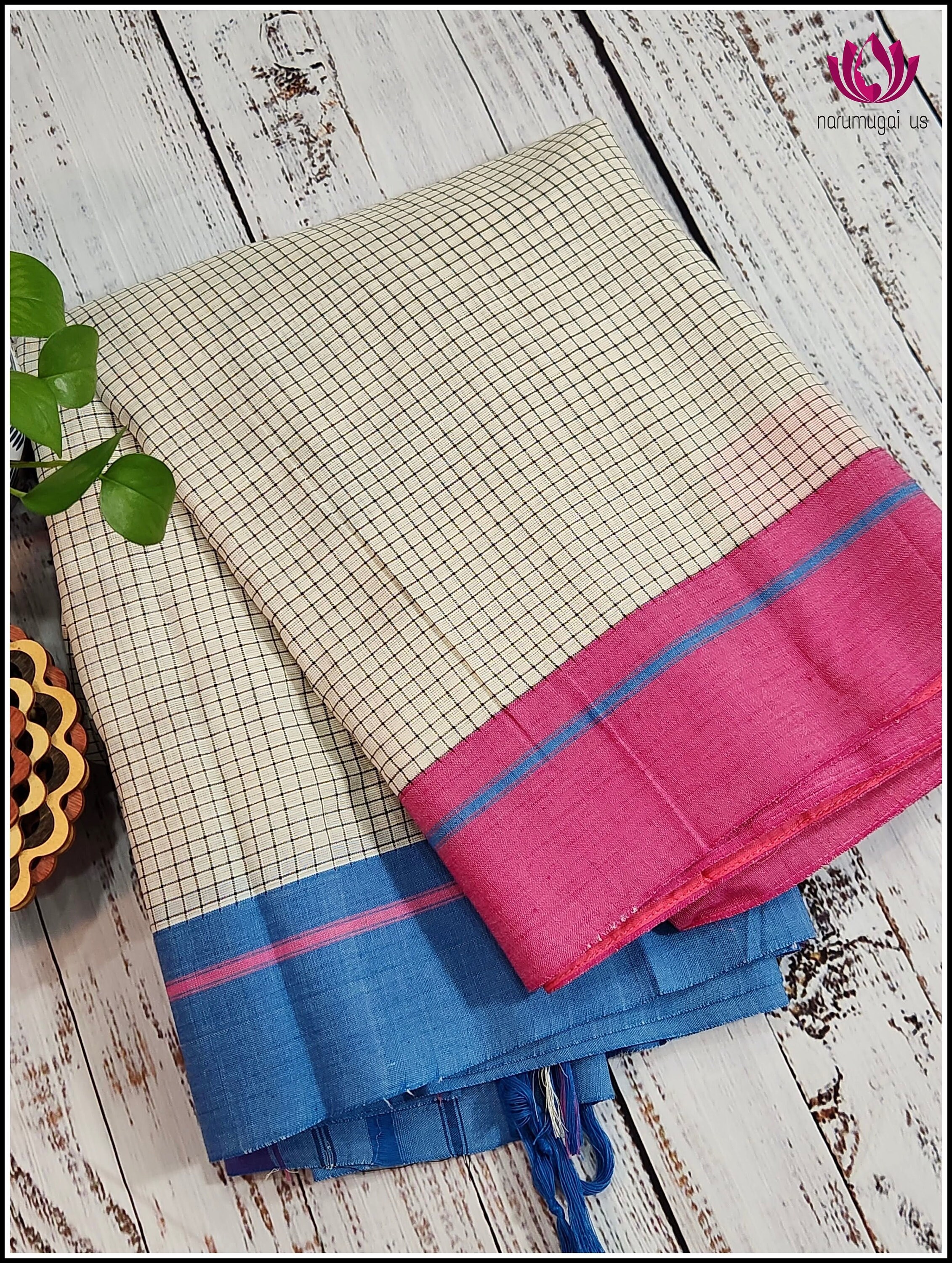 Patteda Anchu Saree in Half White Checked With Ganga Jamuna Border ...