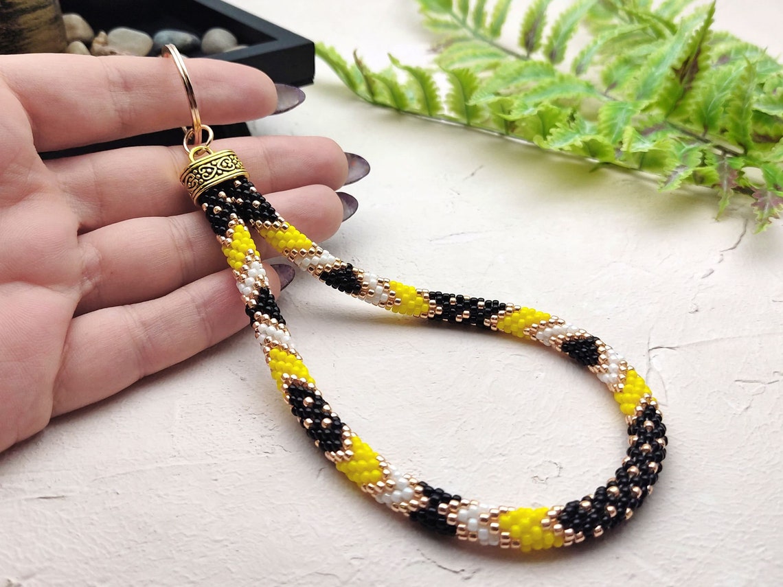 DIY Kit Wristlet Keychain, Bead Crochet Kit Key Wrist Strap, DIY Key ...