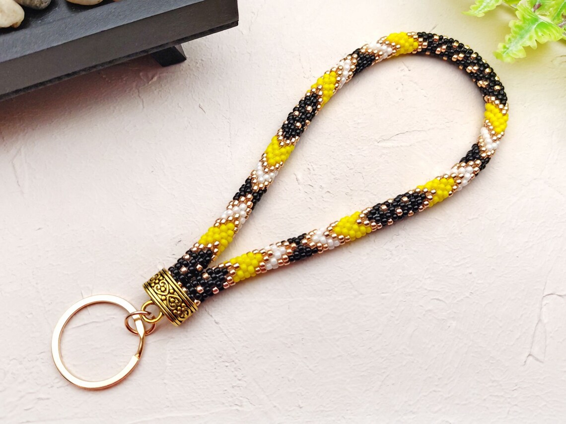 DIY Kit Wristlet Keychain, Bead Crochet Kit Key Wrist Strap, DIY Key ...