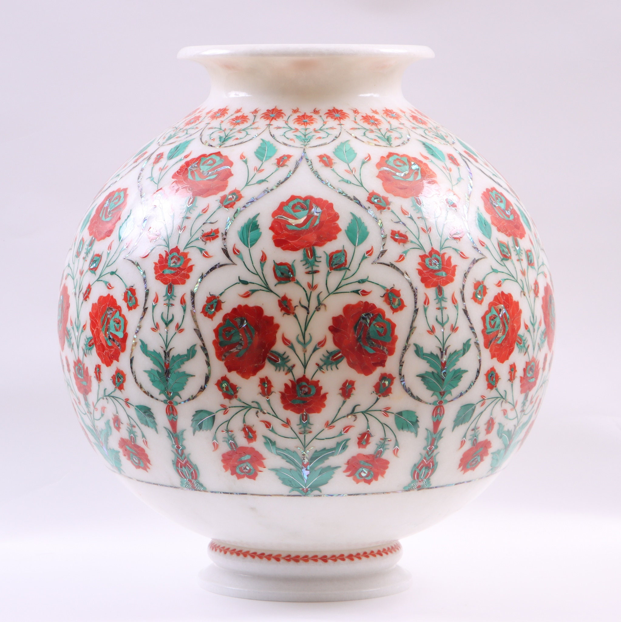 Luxury Marble Vase. Vase of 100 Roses. Luxury Masterpiece. Jarrón De ...