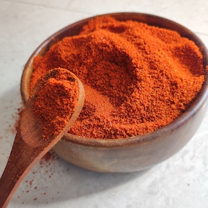 Organic Red Chili Powder - Lal Mirch Powder - Indian Spices - Homemade ...