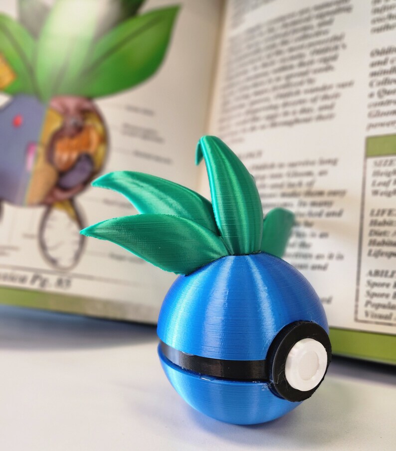 3D Printed Oddish Pokeball: Flattened Base - Etsy
