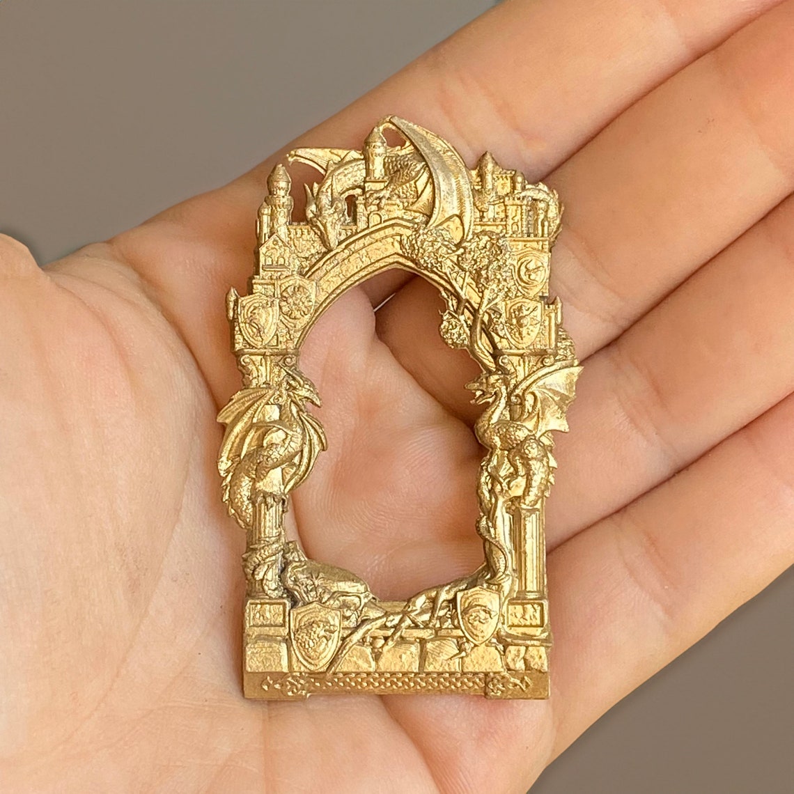Miniature Dragon Picture Frame, Gold Painted, Diorama and Dollhouse, 3D ...