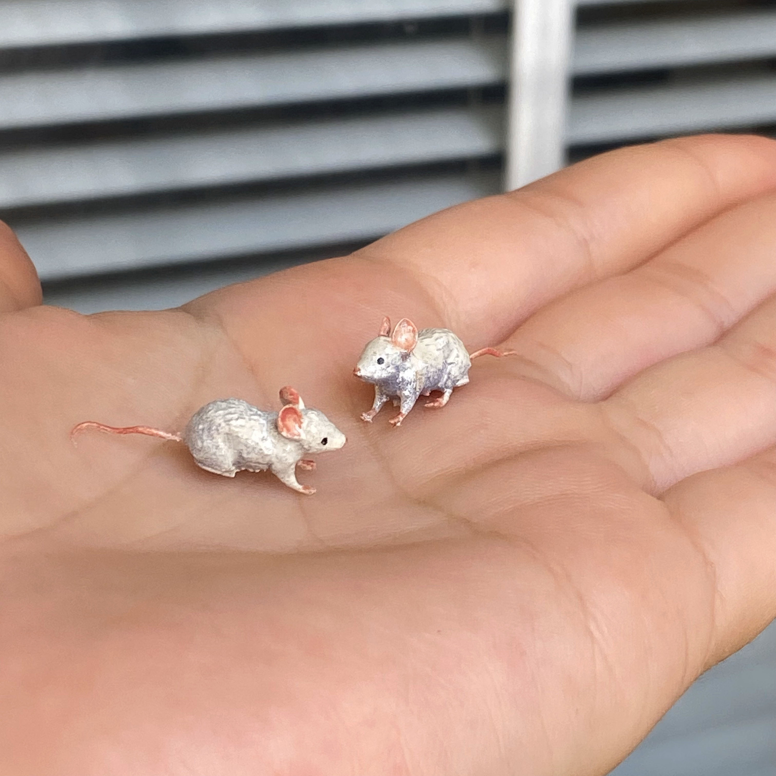Miniature White Mouse, 1:12 Scale and 3D Printed - Etsy