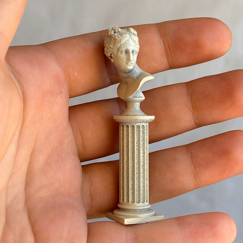 1:24 Scale Miniature Marble Bust of Venus and Victorian Mirror Set - Etsy