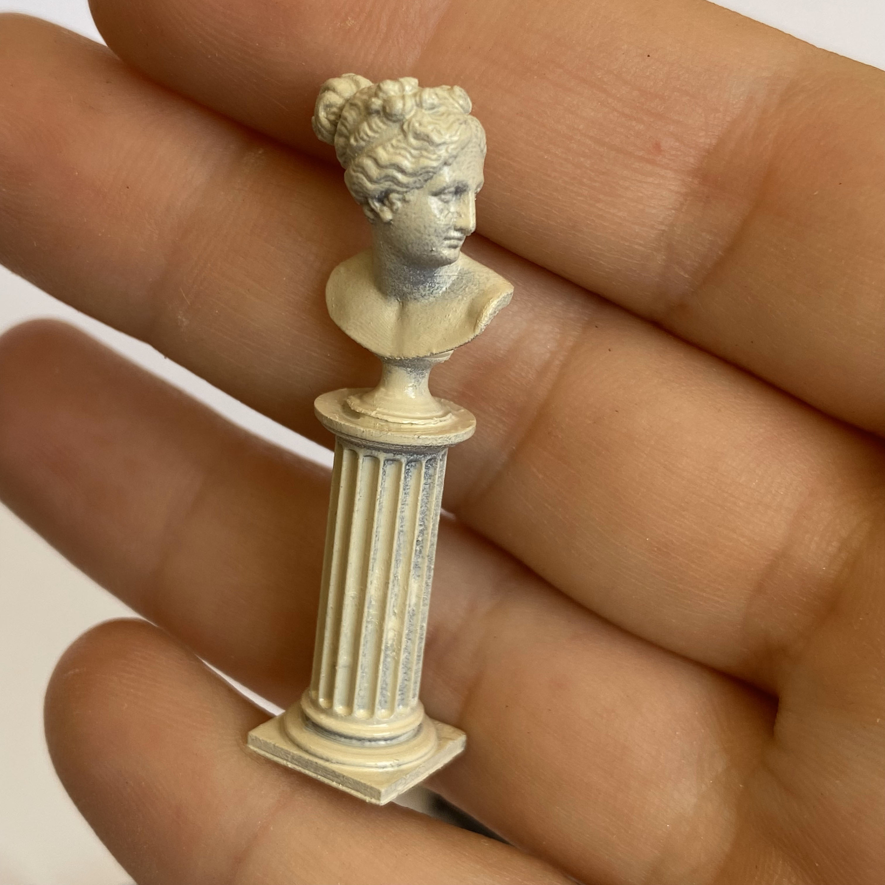 1:35 Scale, Miniature Ancient Marble Bust of Venus With Its Base - Etsy