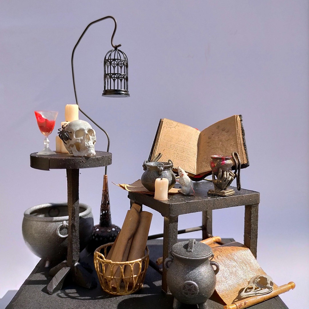 Miniature Witch Room Table Set & Witchcraft Tools Dollhouse, Diorama ...