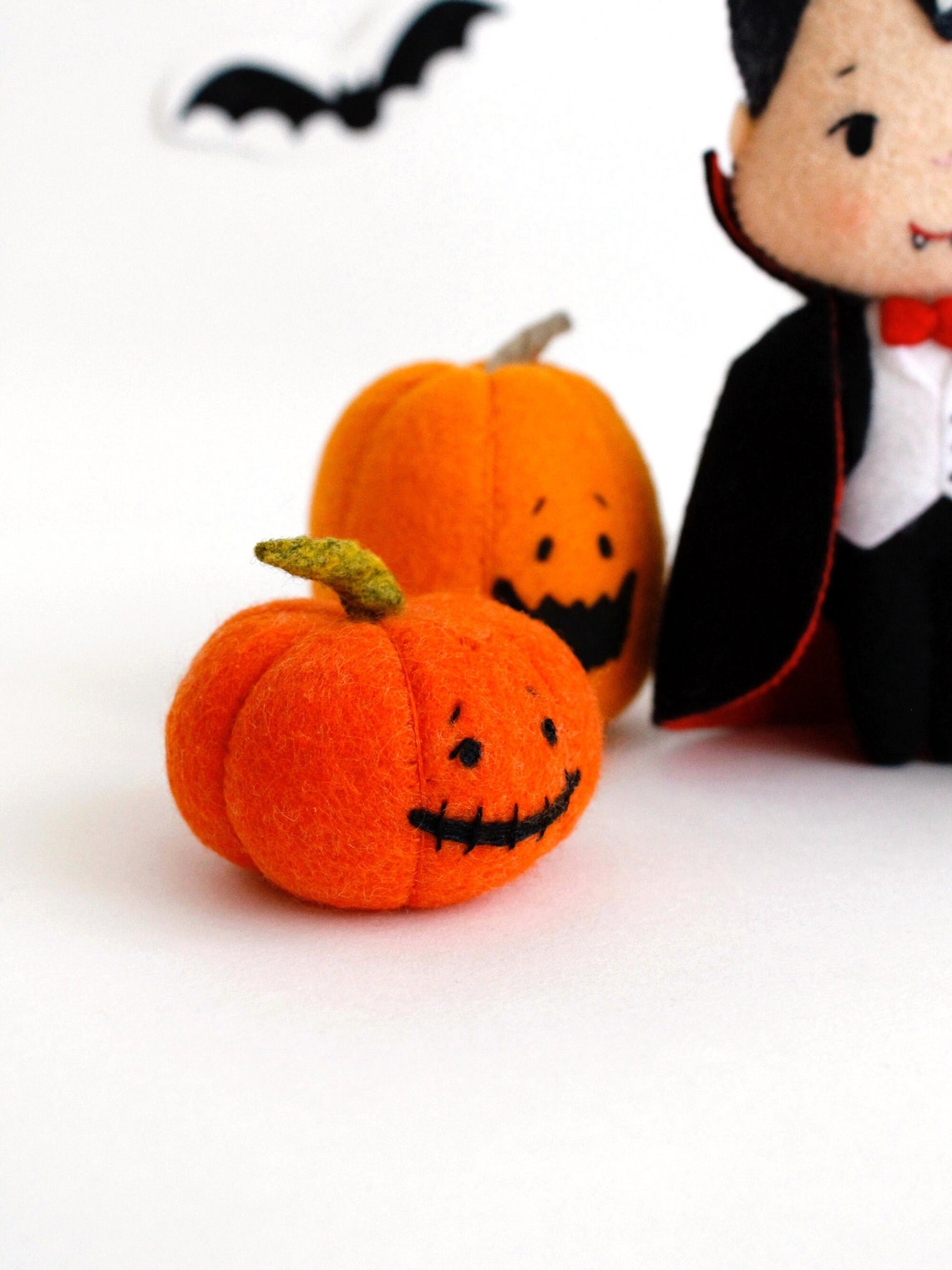 Felt Vampire Count Dracula & Halloween Pumpkins PDF Tutorial With ...