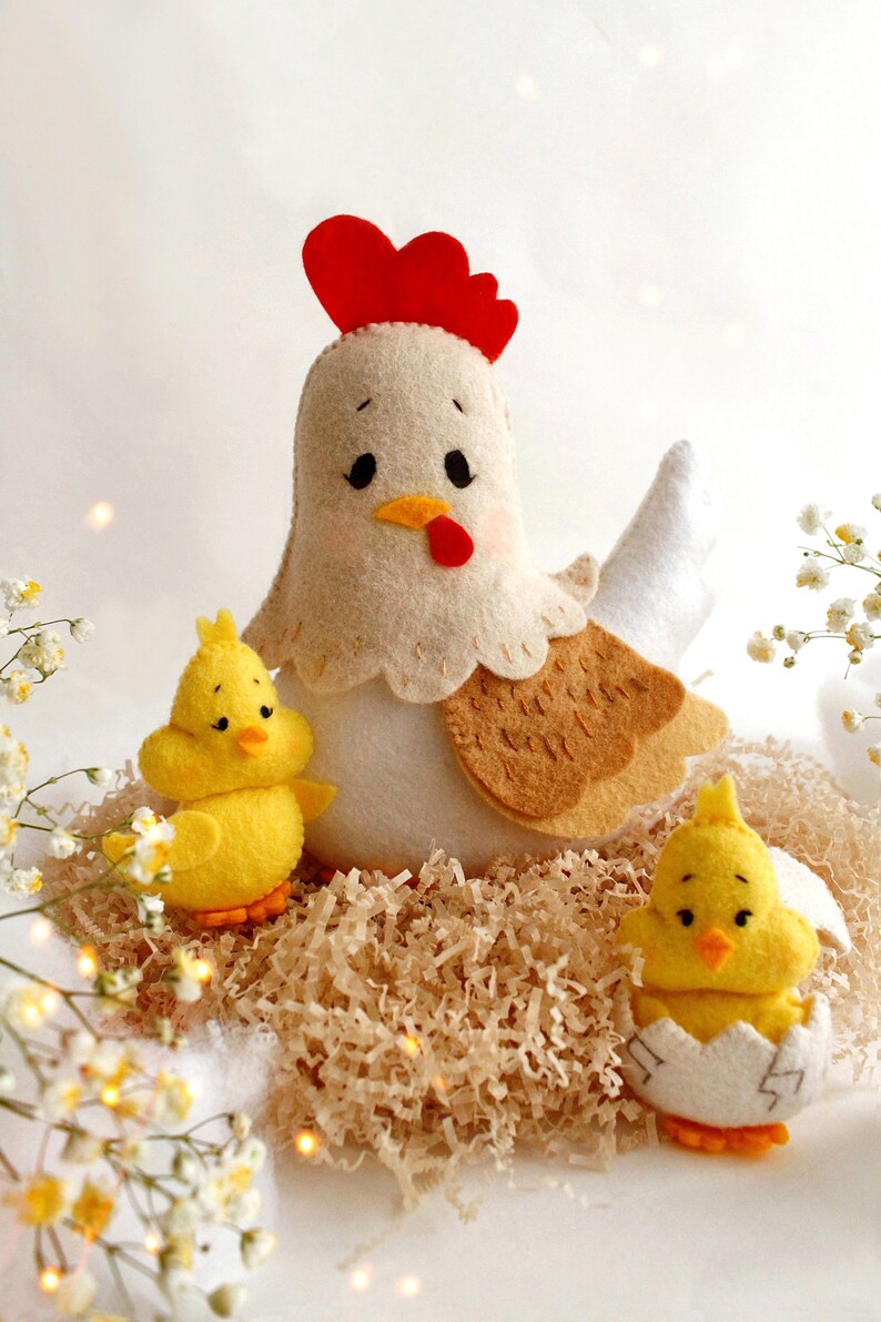 Felt Easter Mama Chicken With Chicks in the Eggshell Sewing - Etsy
