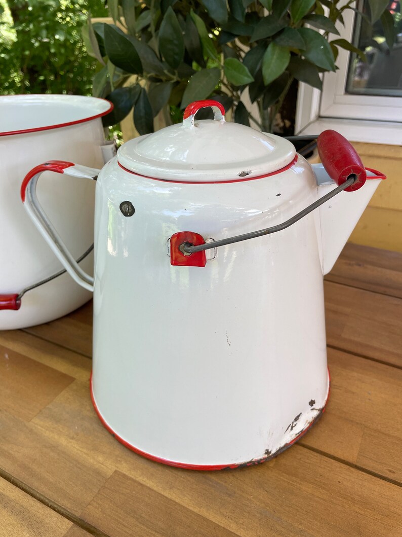 VINTAGE ENAMELWARE Kettle & Pail Set White With Red Tea - Etsy