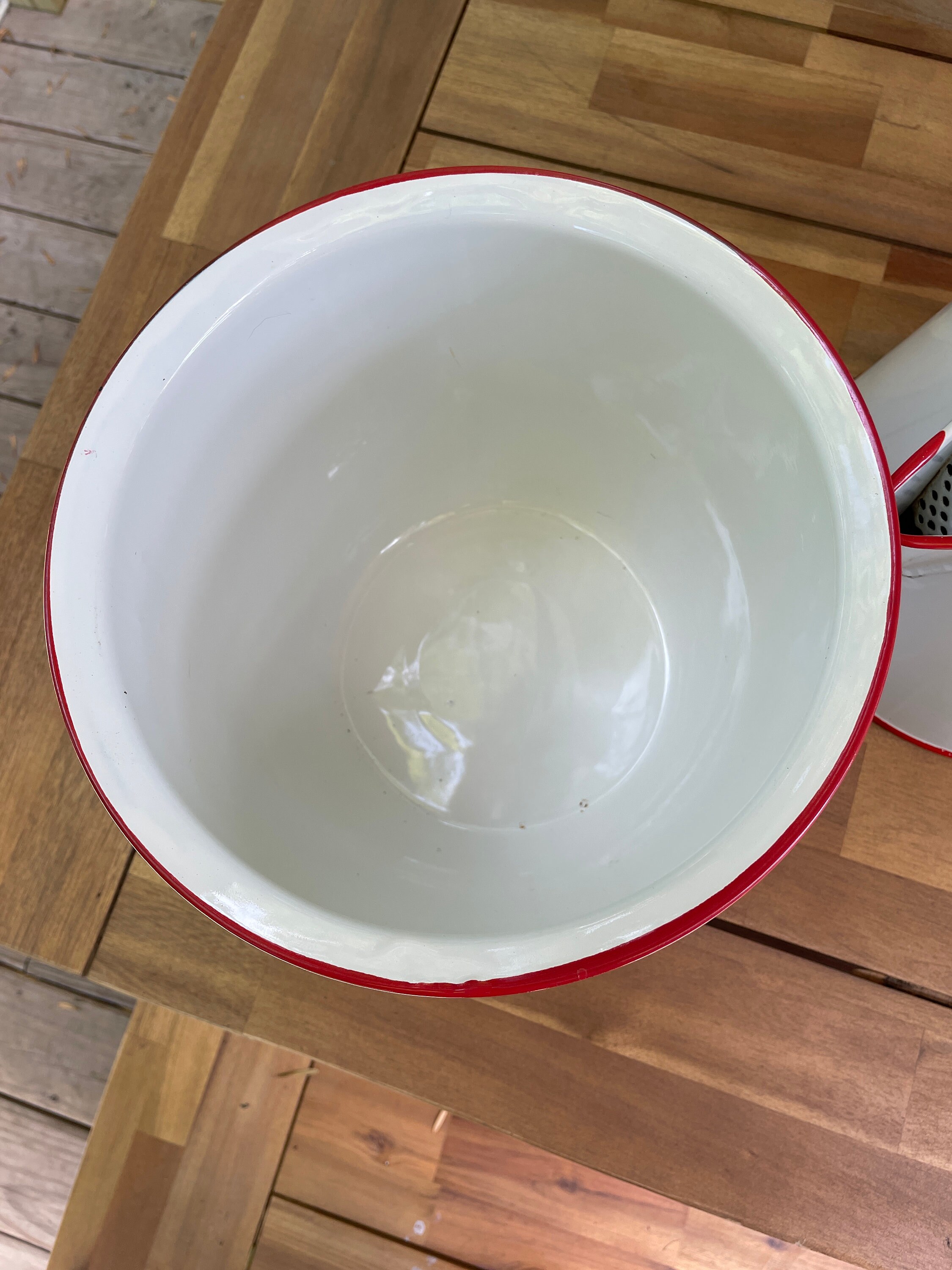 VINTAGE ENAMELWARE Kettle & Pail Set White With Red Tea - Etsy