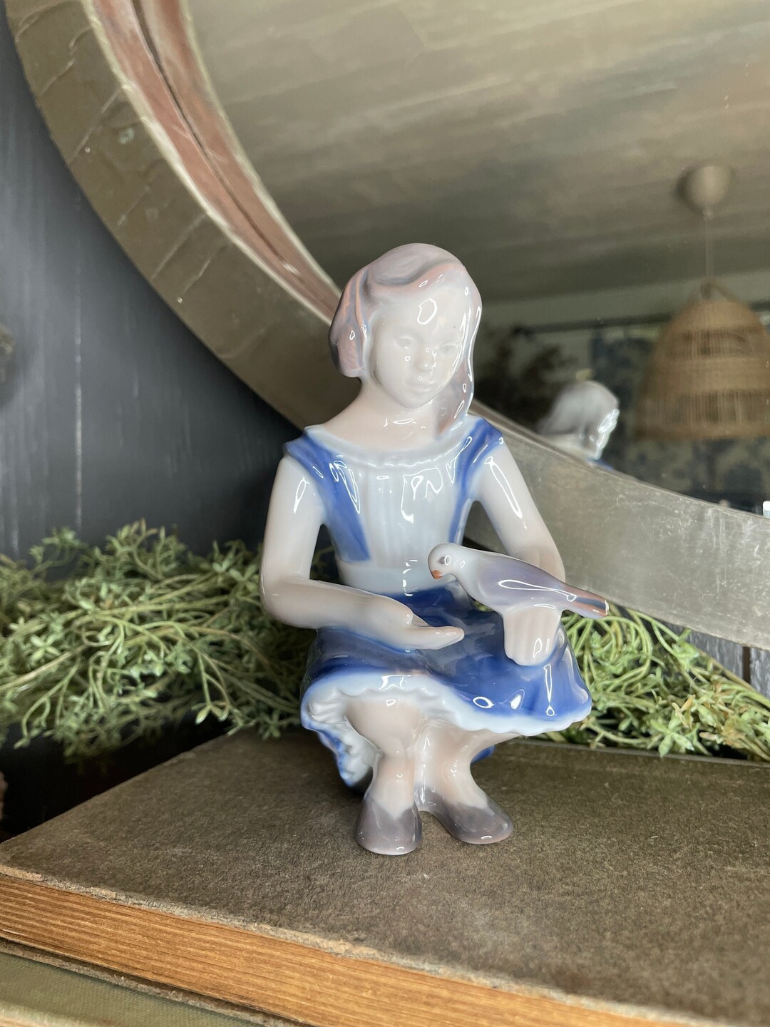 GIRL Feeding Dove # 2340 Vita Thymann Bing & Grondahl Royal Copenhagen ...