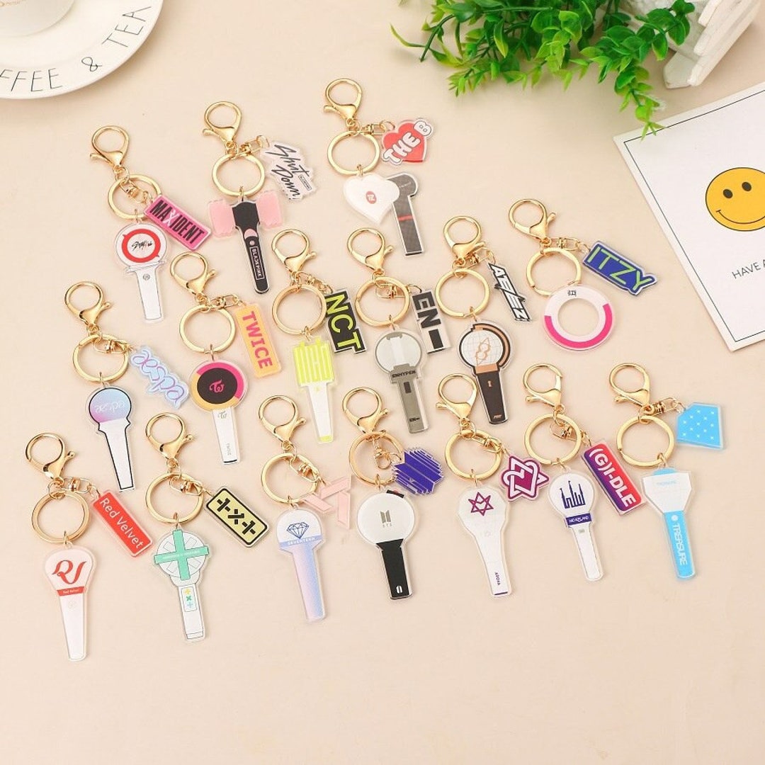 Kpop Bag Charm Keyring Kpop Acrylic Bag Keychain Kpop Pendant Light ...