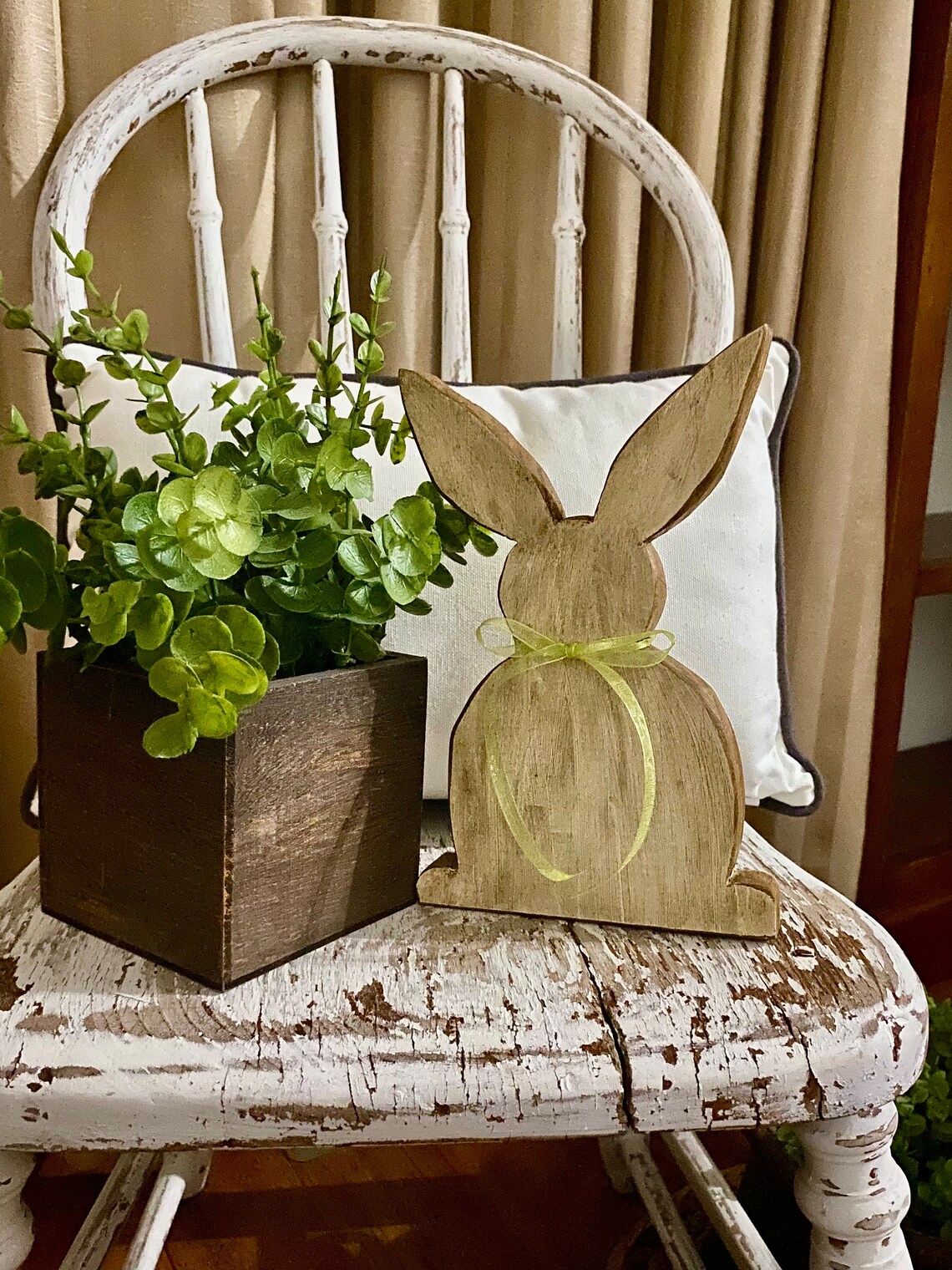 Antiqued Bunnies and Tulips! - Etsy