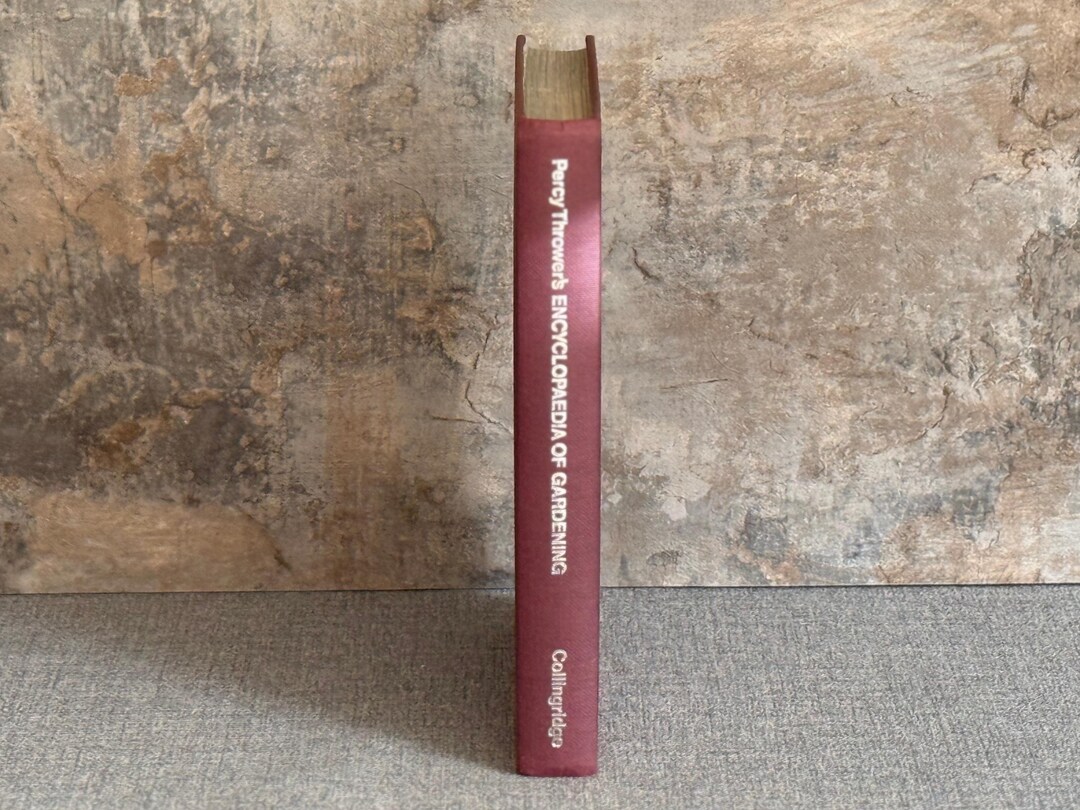 Vintage 1974 Percy Thrower Encyclopaedia of Gardening, Hardback - Etsy UK