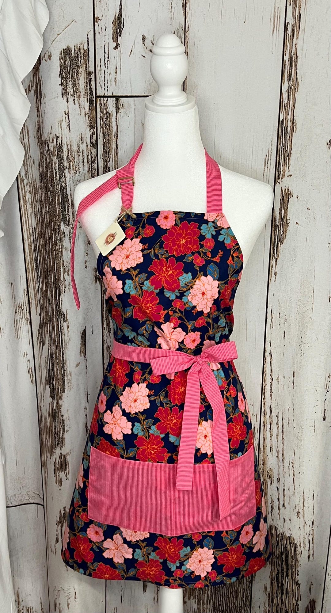 Floral Kitchen Apron With Pockets: Adjustable Apron - Etsy