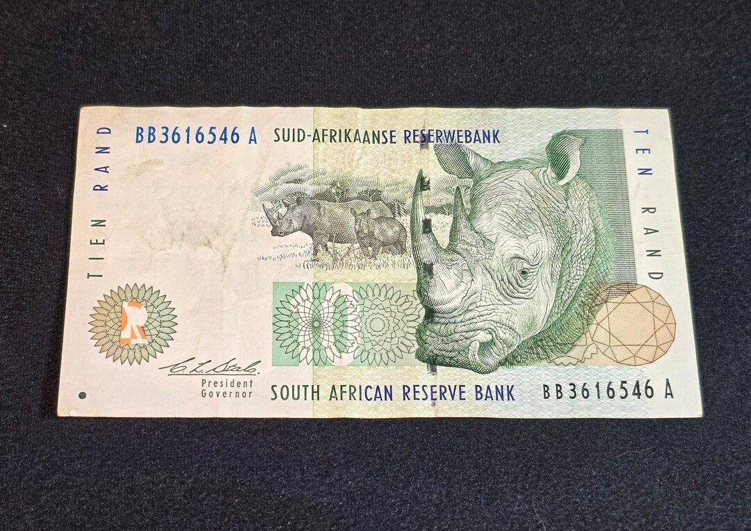 South Africa 10 Rand Banknote, P-123a, CIRCULATED From 1993 Features a ...