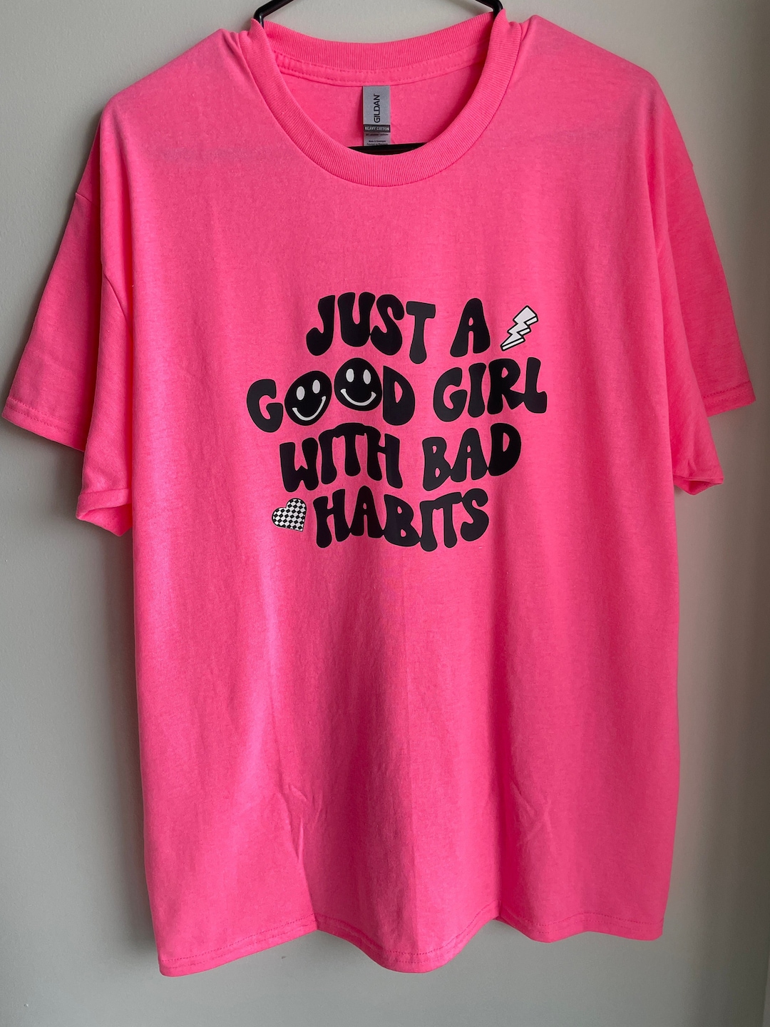 Camiseta Bad Habits, camiseta, y2k, ropa y2k, camisa y2k, tops y2k, top ...