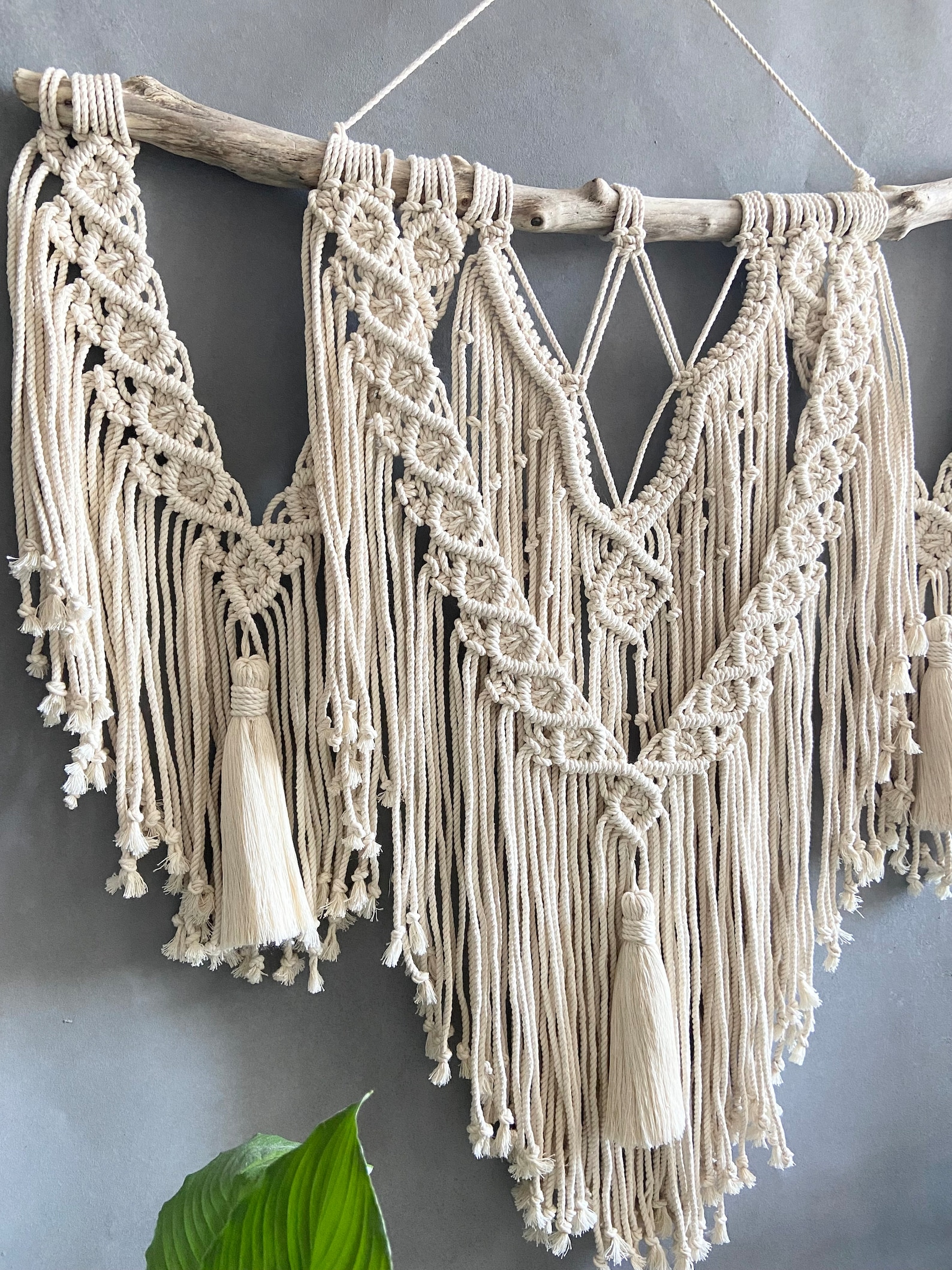 Macrame Wall Hanging With Tassels Pattern, Easy Macrame Pattern ...