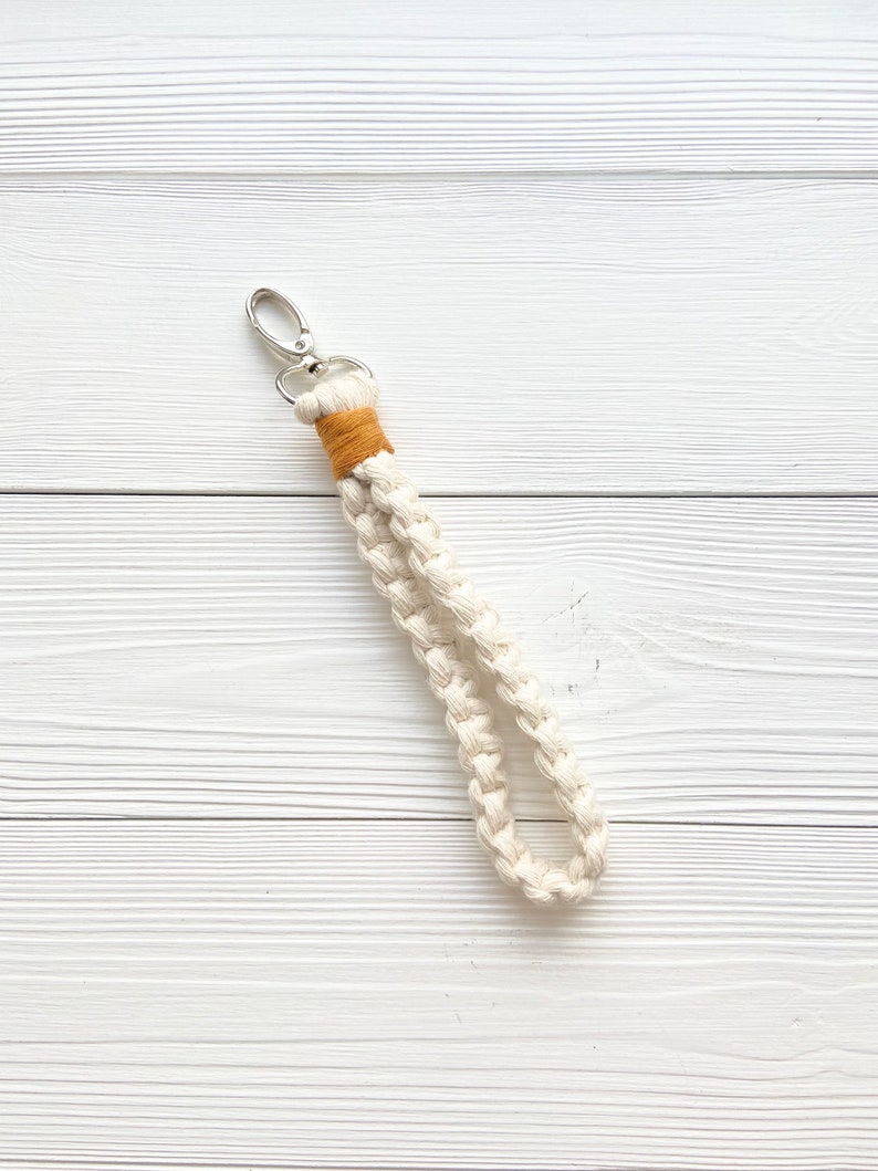 Macrame Keychain Pattern PDF, Wristlet Keychain, Macrame Tutorial for ...