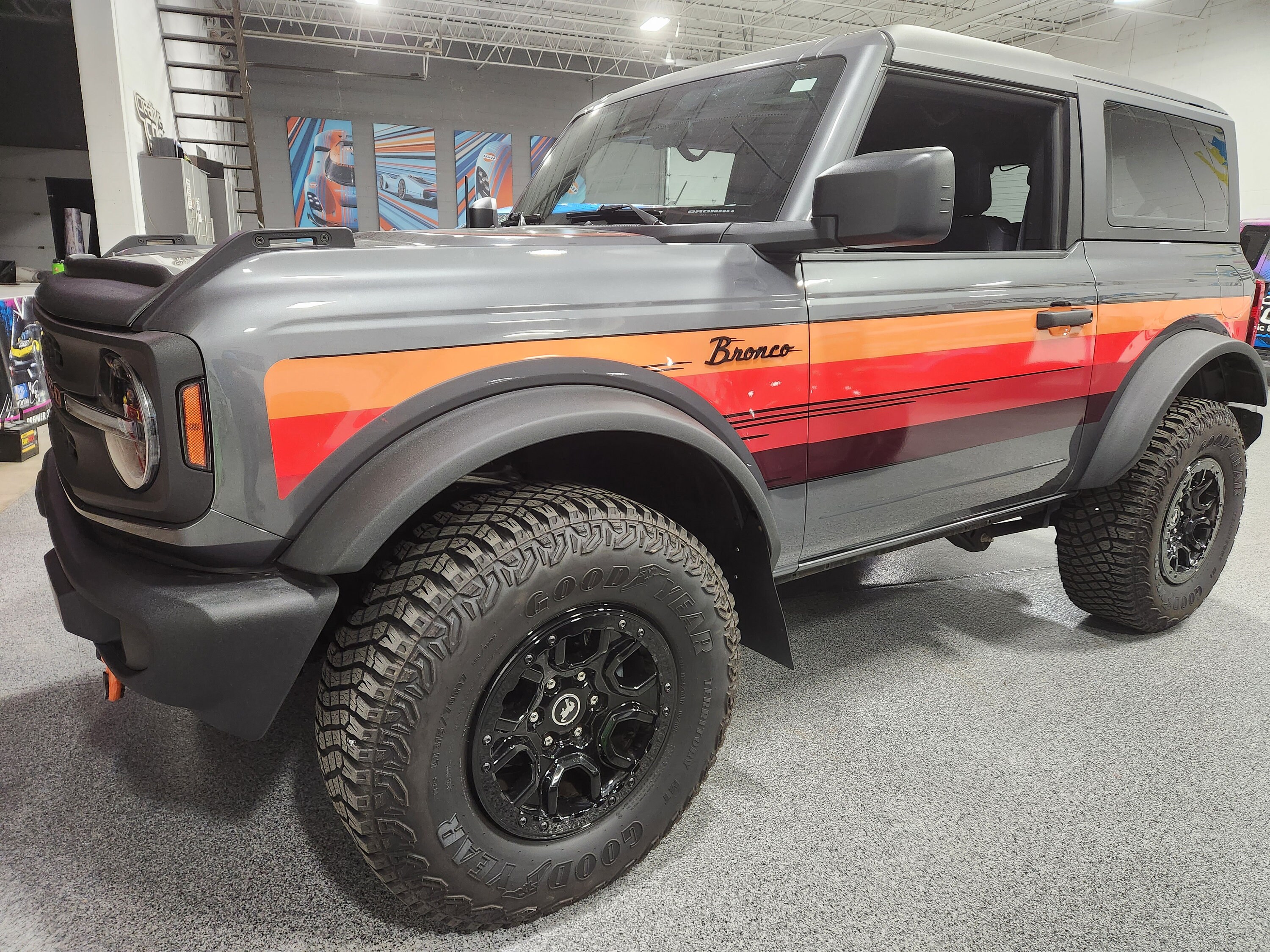 Ford Bronco - Fender Cursive Logo Emblem Badge Kit (2 Emblems) - Pass ...