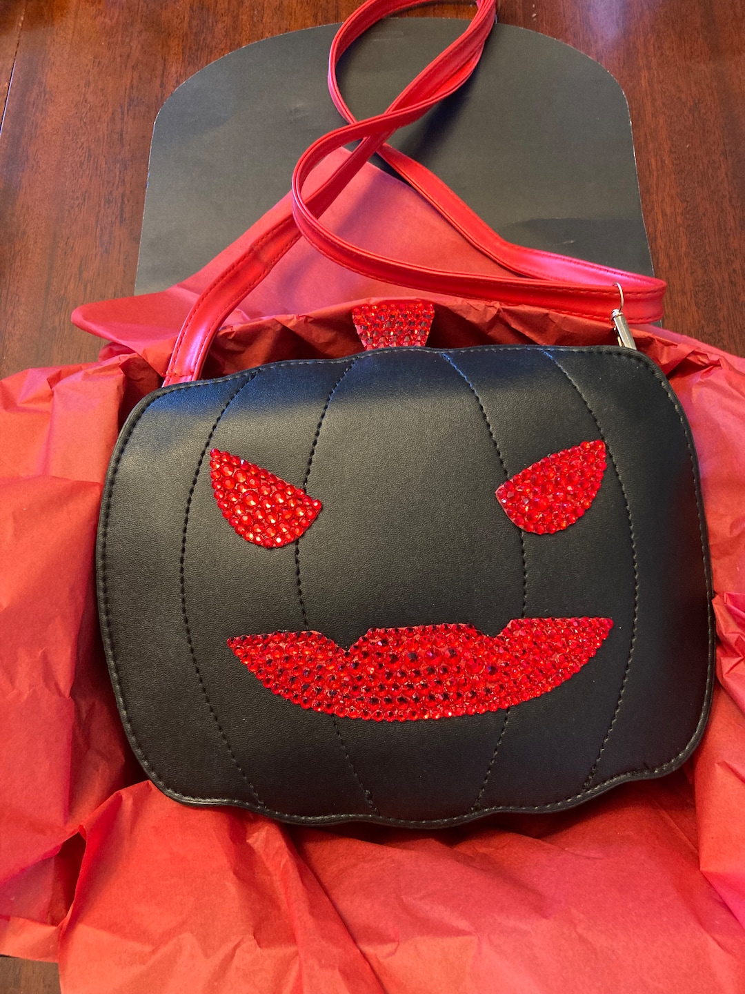 Evil Black Pumpkin Purse - Black & Red Crossbody Purse With Glass Red ...