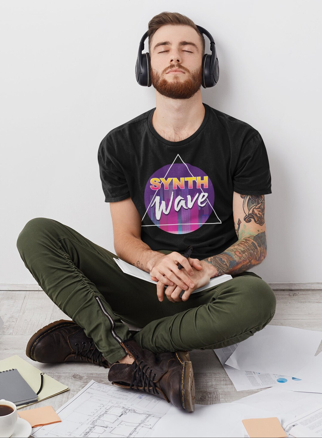 Synthwave T-shirt, Cityscape Retro-futuristic Night Sky View, Retrowave ...