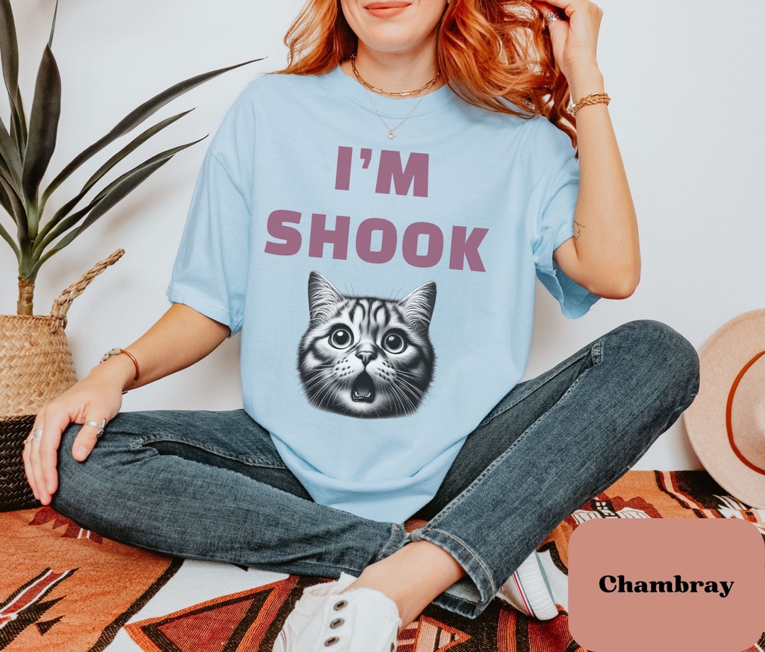 Funny Cat Face T-shirt With I'M SHOOK Graphic - Etsy