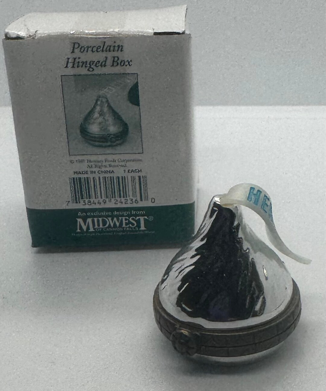 Hershey Kiss Silver Porcelain Hinged Box Midwest PHB in Box the BEST I ...