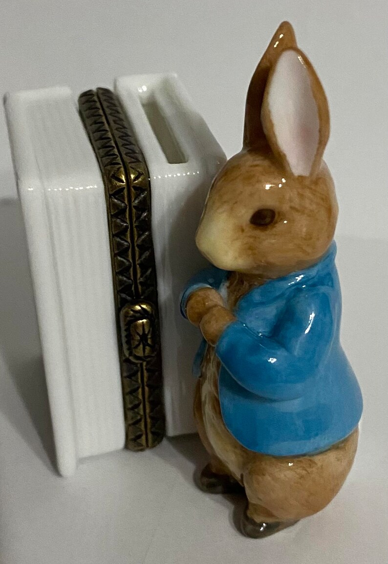 Beatrix Potter the Tale of Peter Rabbit With Picture Holder Porcelain ...