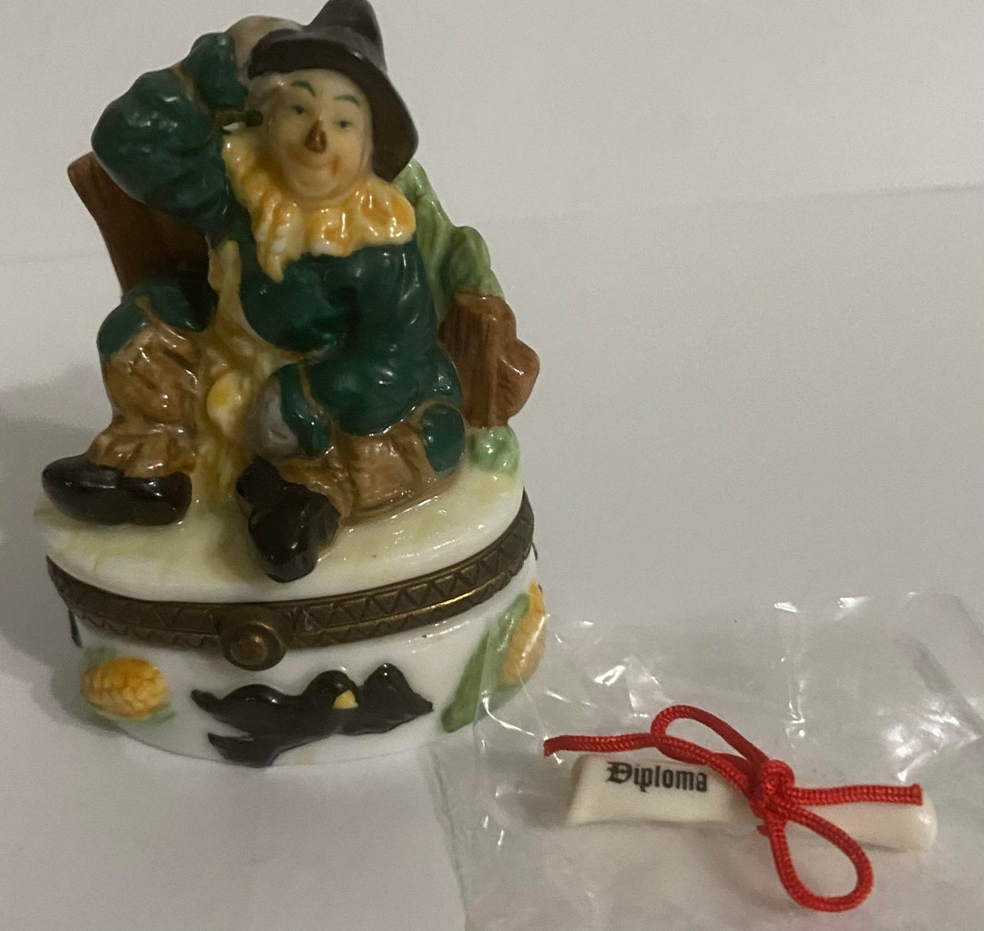 Wizard of Oz Scarecrow With Diploma Trinket Porcelain Hinged Box ...