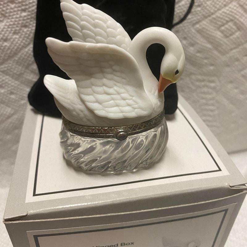 Swan Box - Etsy