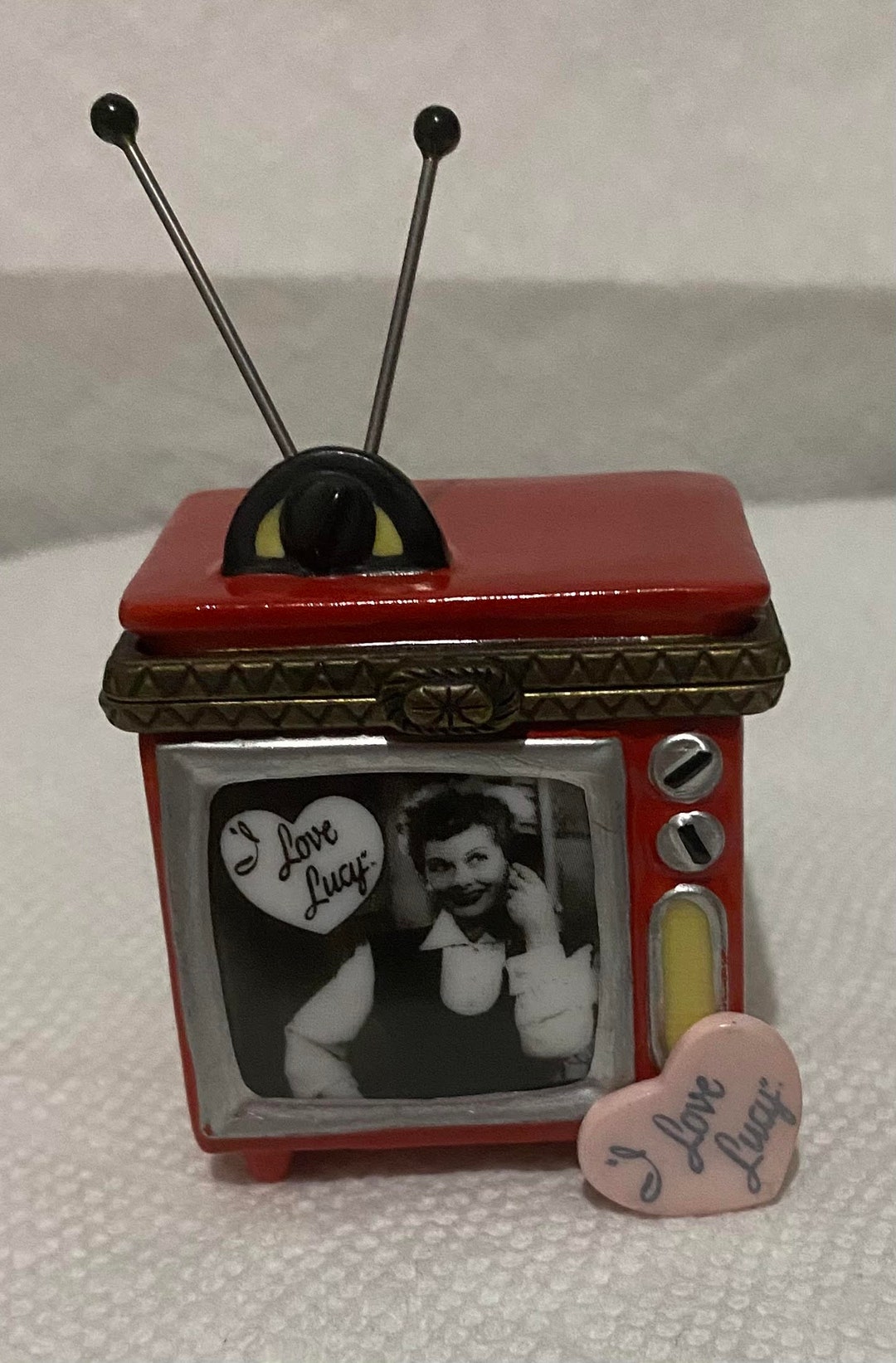 I Love Lucy TV With Iconic Heart Trinket Porcelain Hinged Box Midwest ...