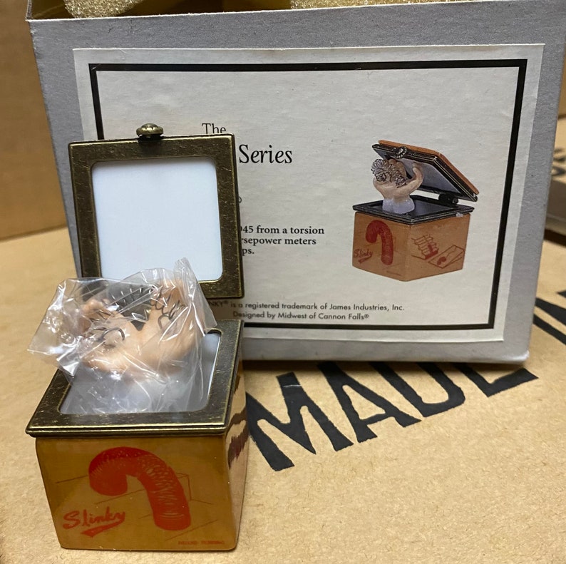 Slinky Porcelain Hinged Box With Pop up Trinket Midwest PHB New in Box ...