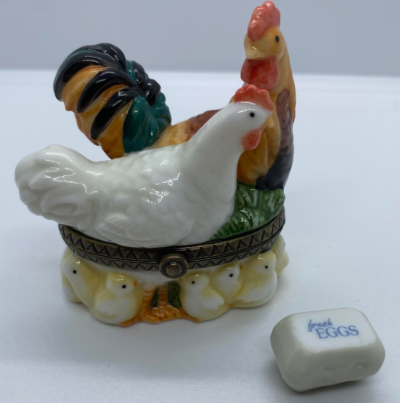 Chicken and Rooster With Carton of Eggs Trinket Porcelain Hinged Box ...