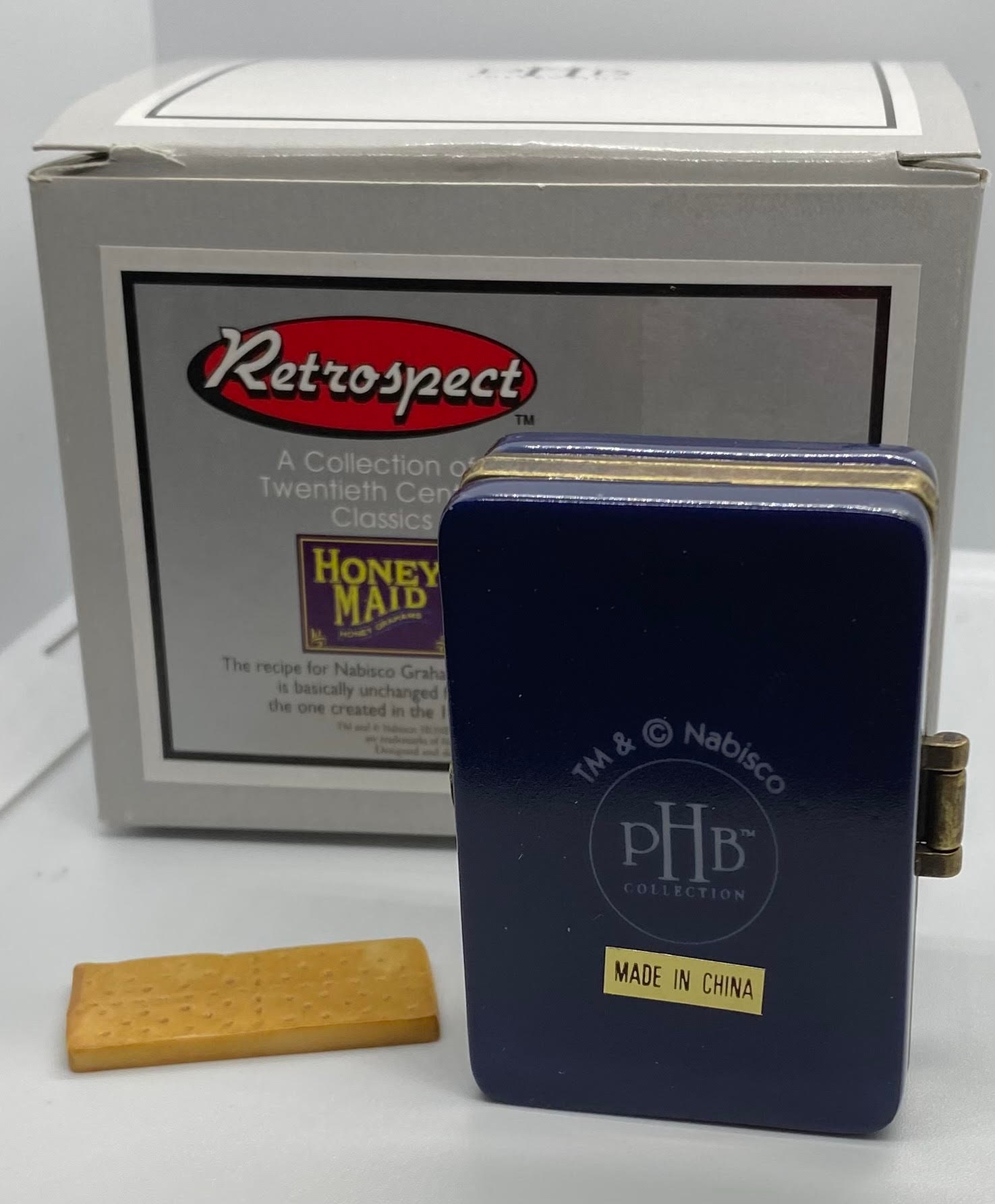 Honey Maid Graham Cracker With Graham Cracker Trinket Porcelain Hinged ...