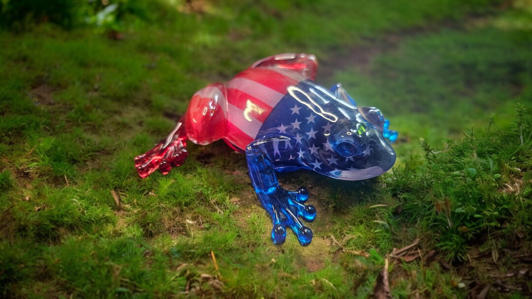 Patriot Veteran American Flag Frog - Etsy