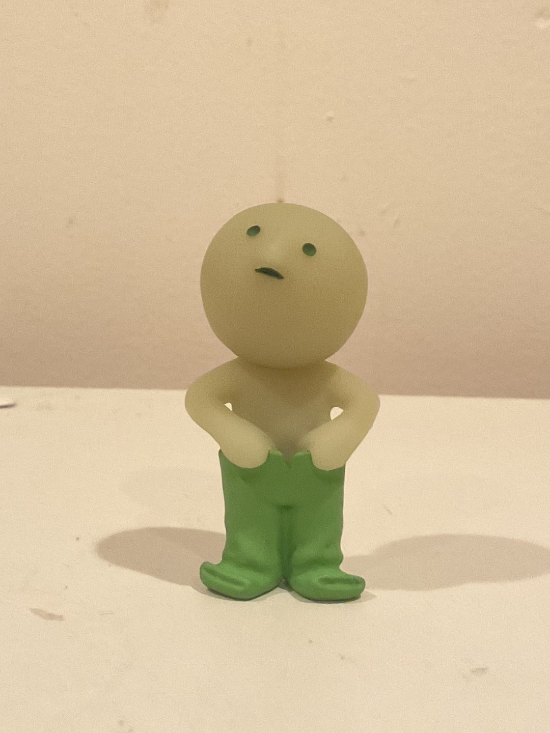 Smiski Dressing: Pulling up Pants - Etsy