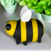 Wooden Bee Toothpick Holder – Fun Kitchen Gadget & Table Decor ...
