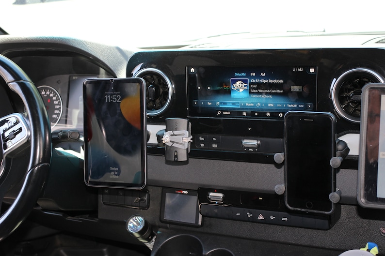 Mercedes Sprinter Dash Cubby Ram Dual Ball Mount/adapter - *please Read ...