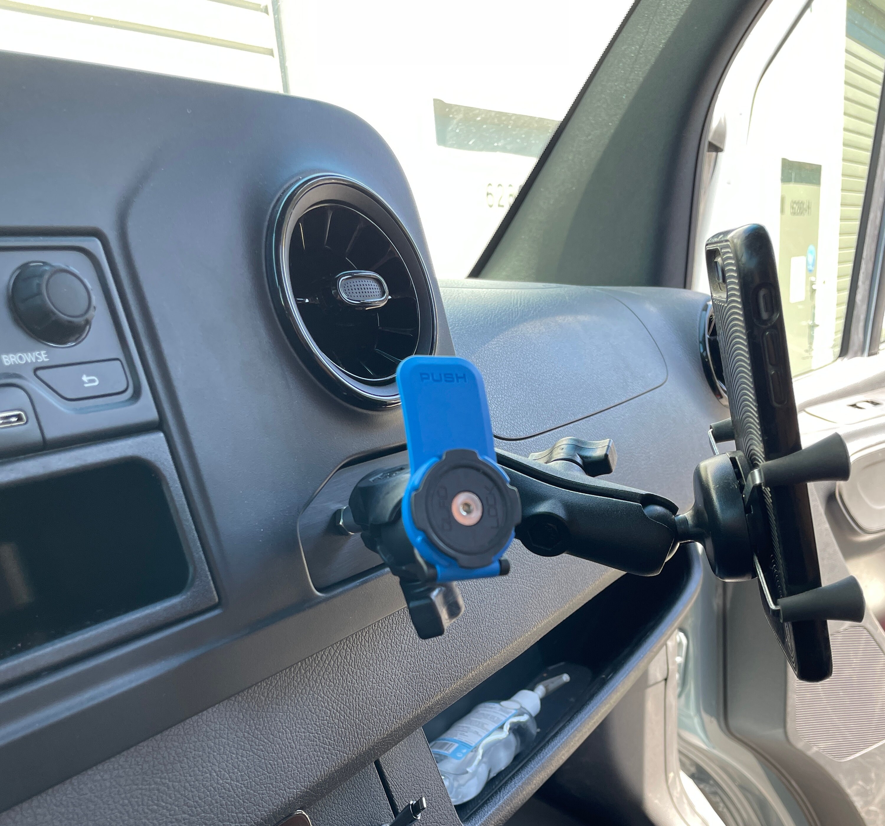 Mercedes Sprinter Dash Cubby Ram Dual Ball Mount/adapter - Non Rubber ...