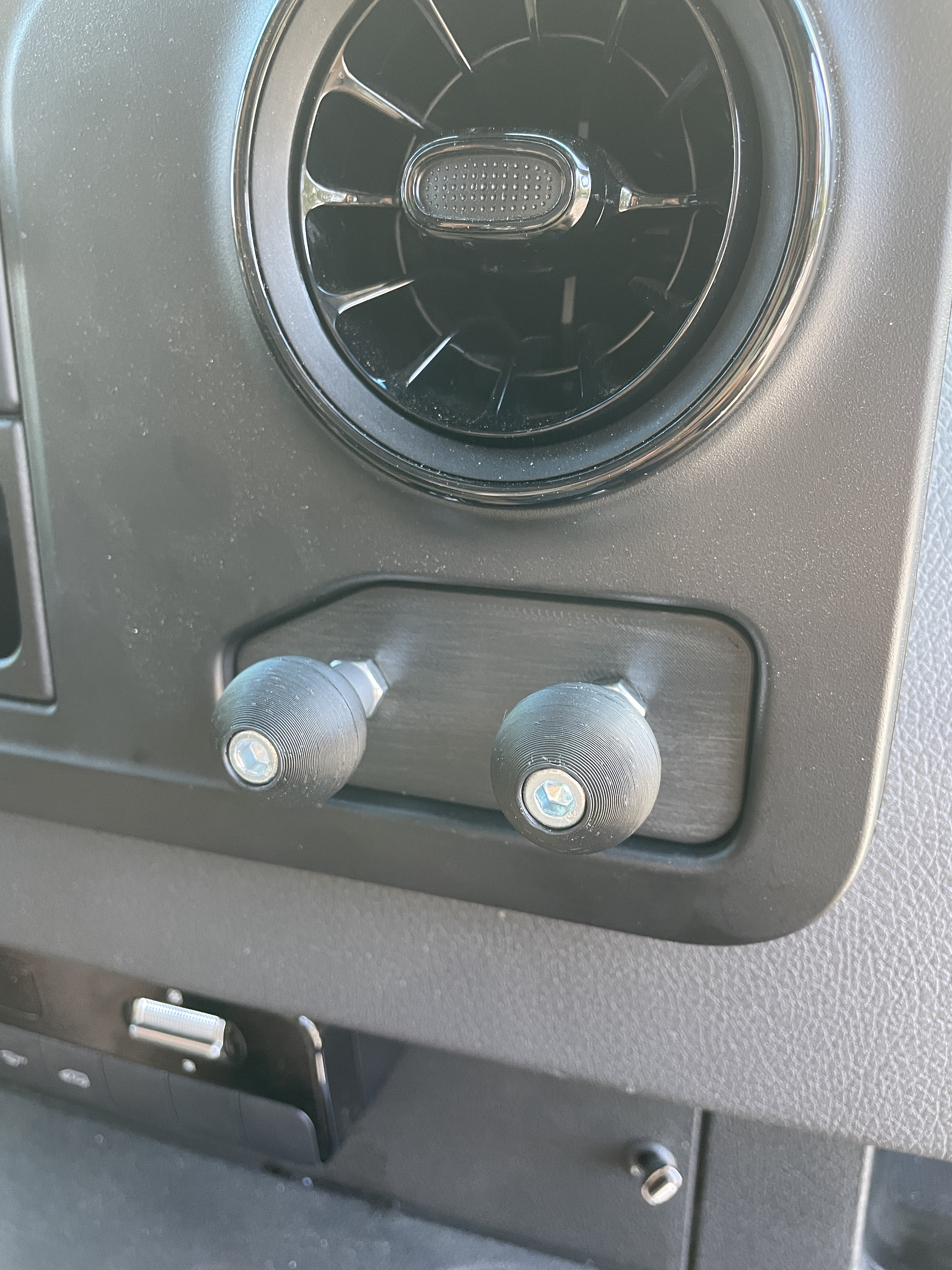 Mercedes Sprinter Dash Cubby Ram Dual Ball Mount/adapter - Non Rubber ...