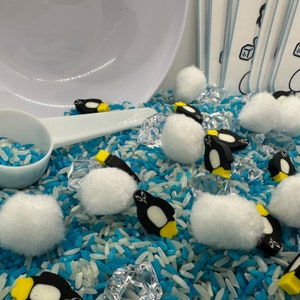 Winter Penguin Sensory Bin | Sensory Bin | Preschool Winter Game ...
