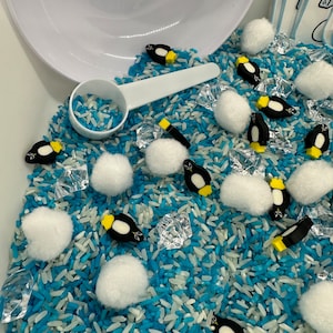 Winter Penguin Sensory Bin | Sensory Bin | Preschool Winter Game ...